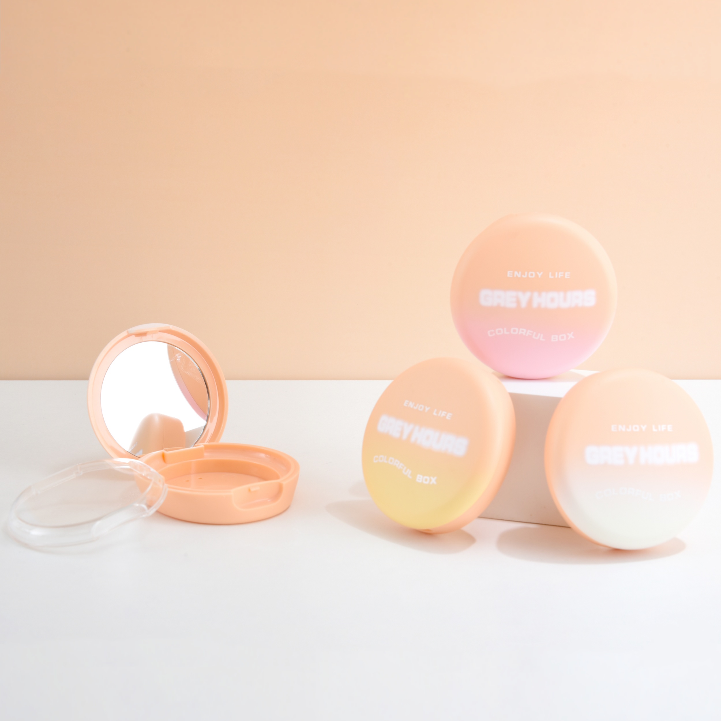 China sweet orange compact powder packaging case round shaped with ...
